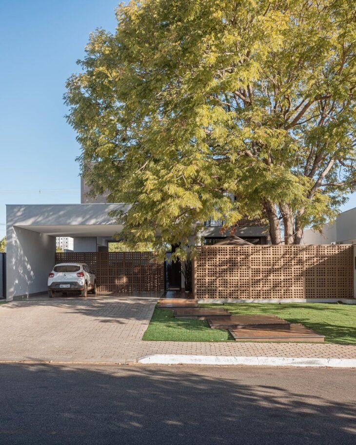 Muros de casas: 65 ideias para proteger e modernizar