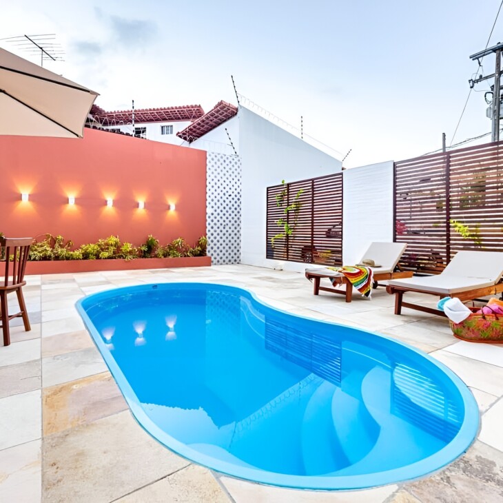 Piscina de fibra: 45 projetos práticos para curtir o verão