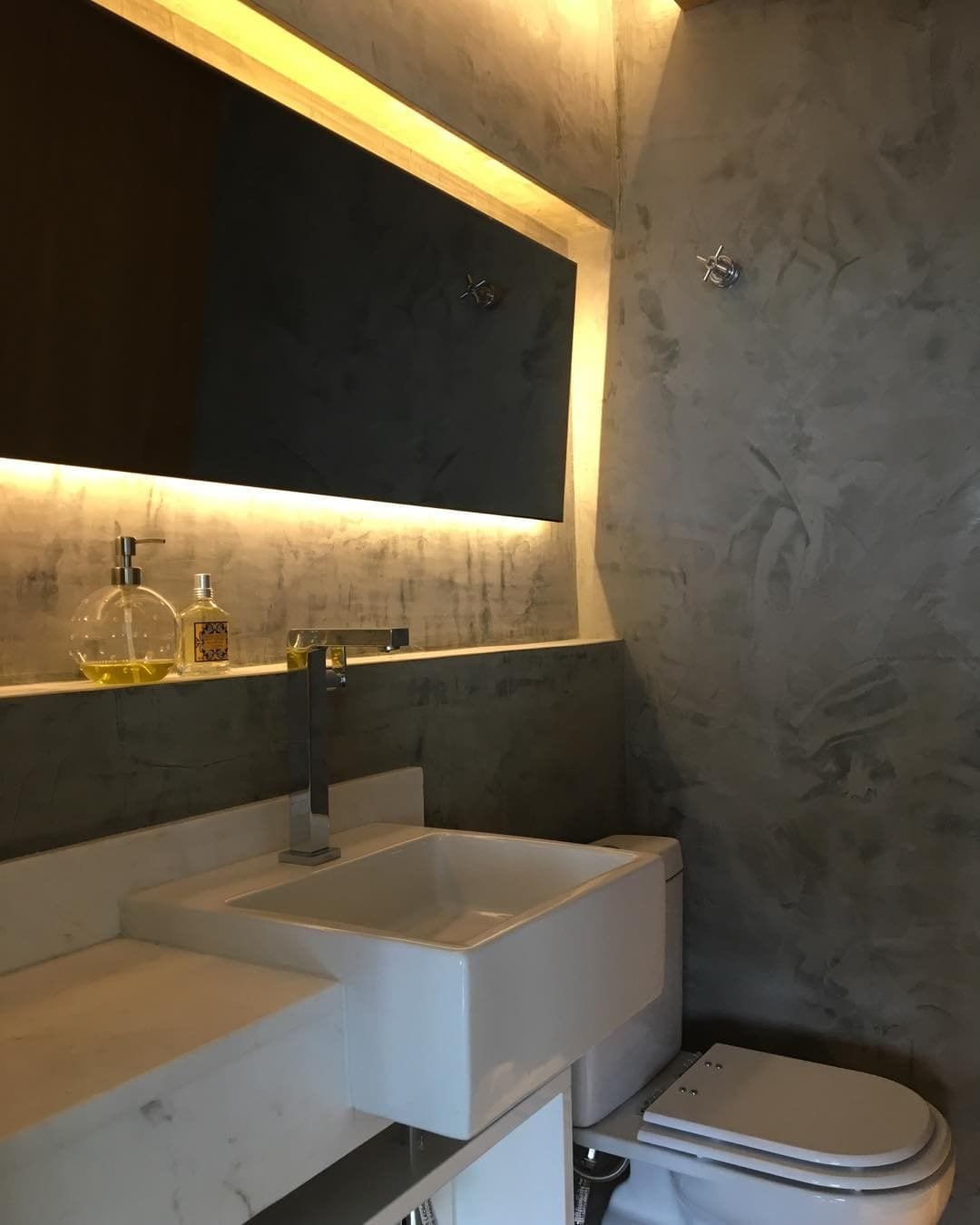 Marmorato: fotos e vídeos para apostar nessa técnica de pintura