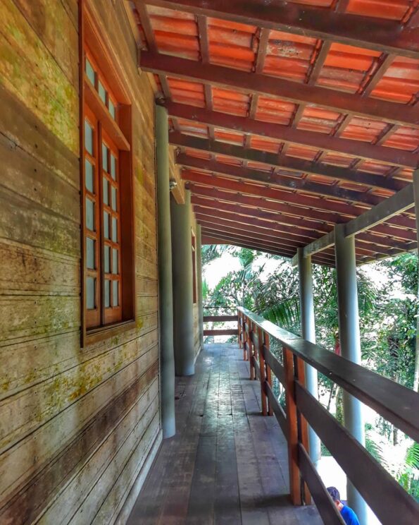 Varanda de madeira: veja 70 modelos e suas vantagens