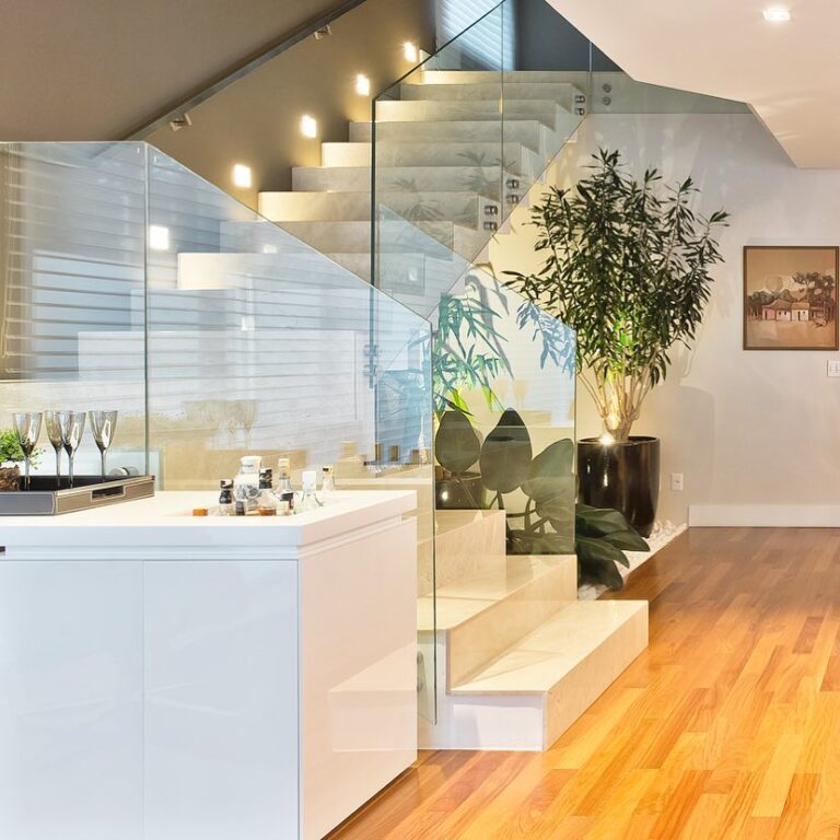 Modelos de escadas: 8 tipos e 48 ideias incríveis (FOTOS)