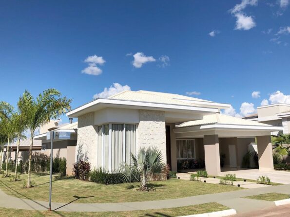 Modelos de casa: 80 ideias e projetos para inspirar