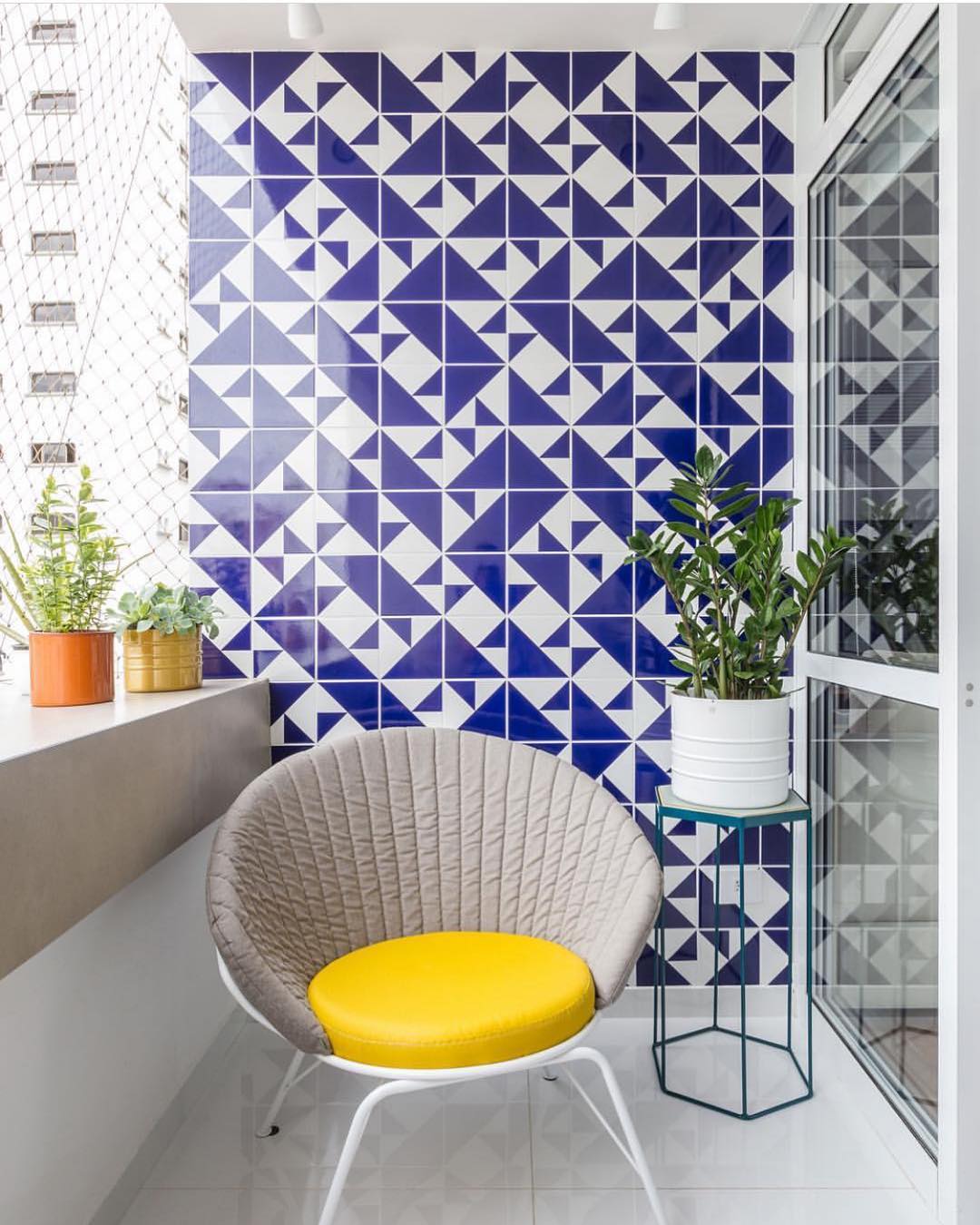 Azul royal: Significado + 75 ideias para usar o tom nos ambientes