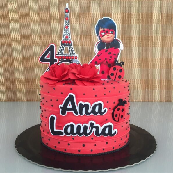 Bolo da Ladybug: 70 modelos com detalhes bem criativos