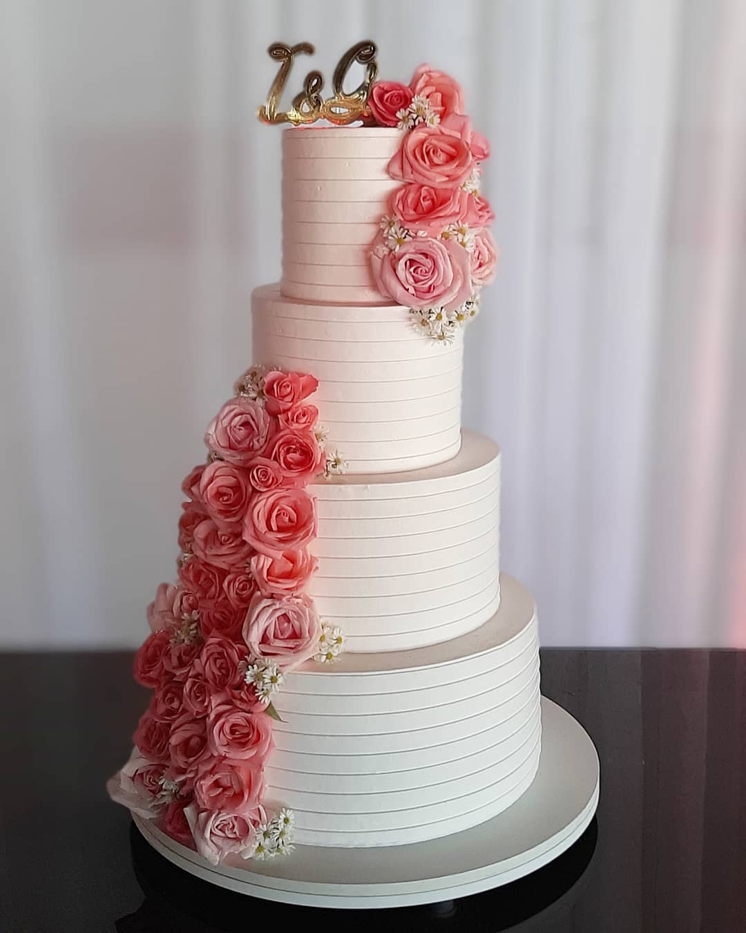 Bolo com flores: 110 modelos LINDOS e como fazer o seu