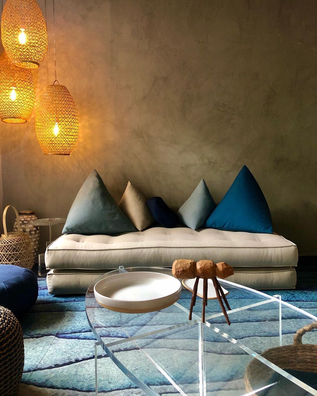 Almofada futon: 40 FOTOS + passo a passo para decorar a casa toda