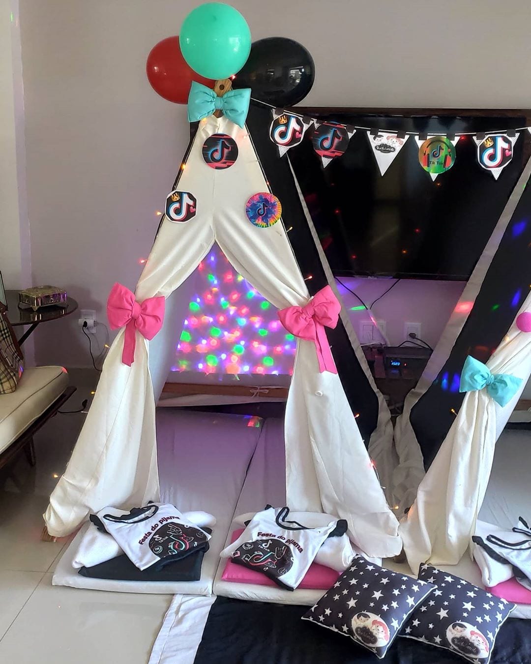 Festa Tik Tok: 20 fotos para você se inspirar e copiar + tutoriais