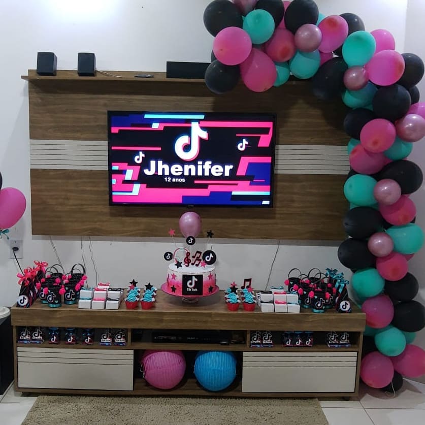 Festa Tik Tok: 20 fotos para você se inspirar e copiar + tutoriais