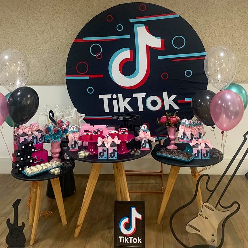 Festa Tik Tok: 20 fotos para você se inspirar e copiar + tutoriais
