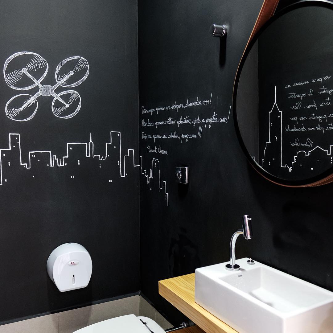 Tinta lousa: como usar + 70 ideias para escrever nas paredes