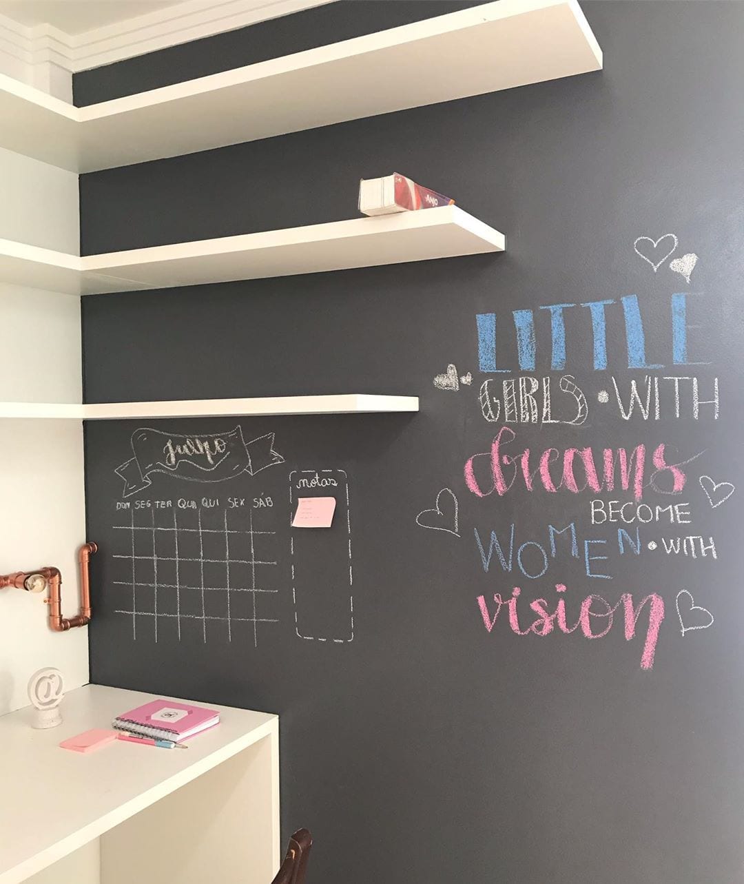 Tinta lousa: como usar + 70 ideias para escrever nas paredes