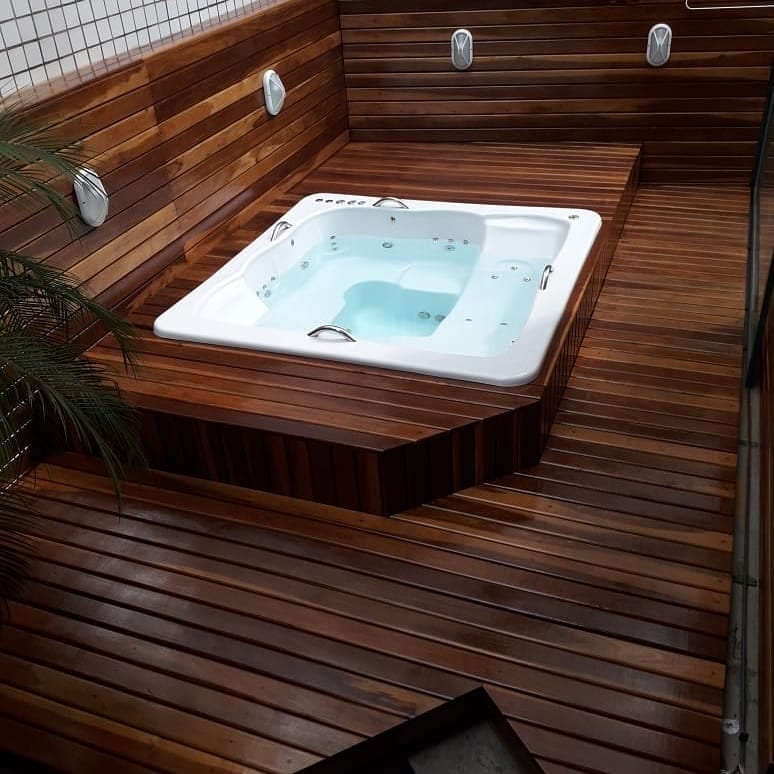 Jacuzzi externa: o que é, vantagens e fotos encantadoras