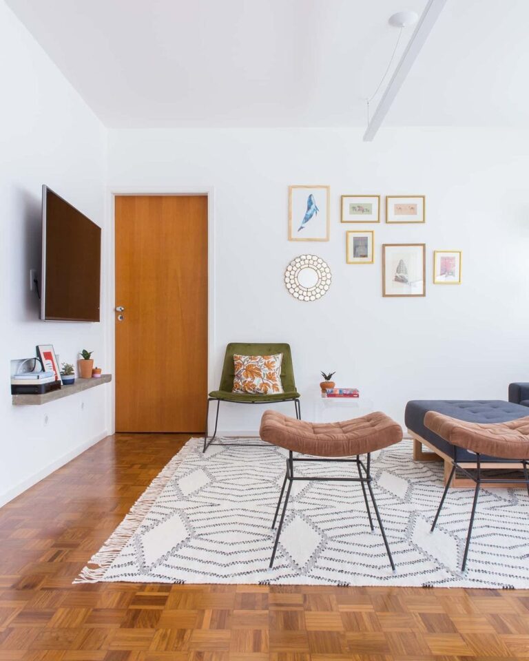 TV na parede: 20 ideias incríveis para sua casa e como colocar