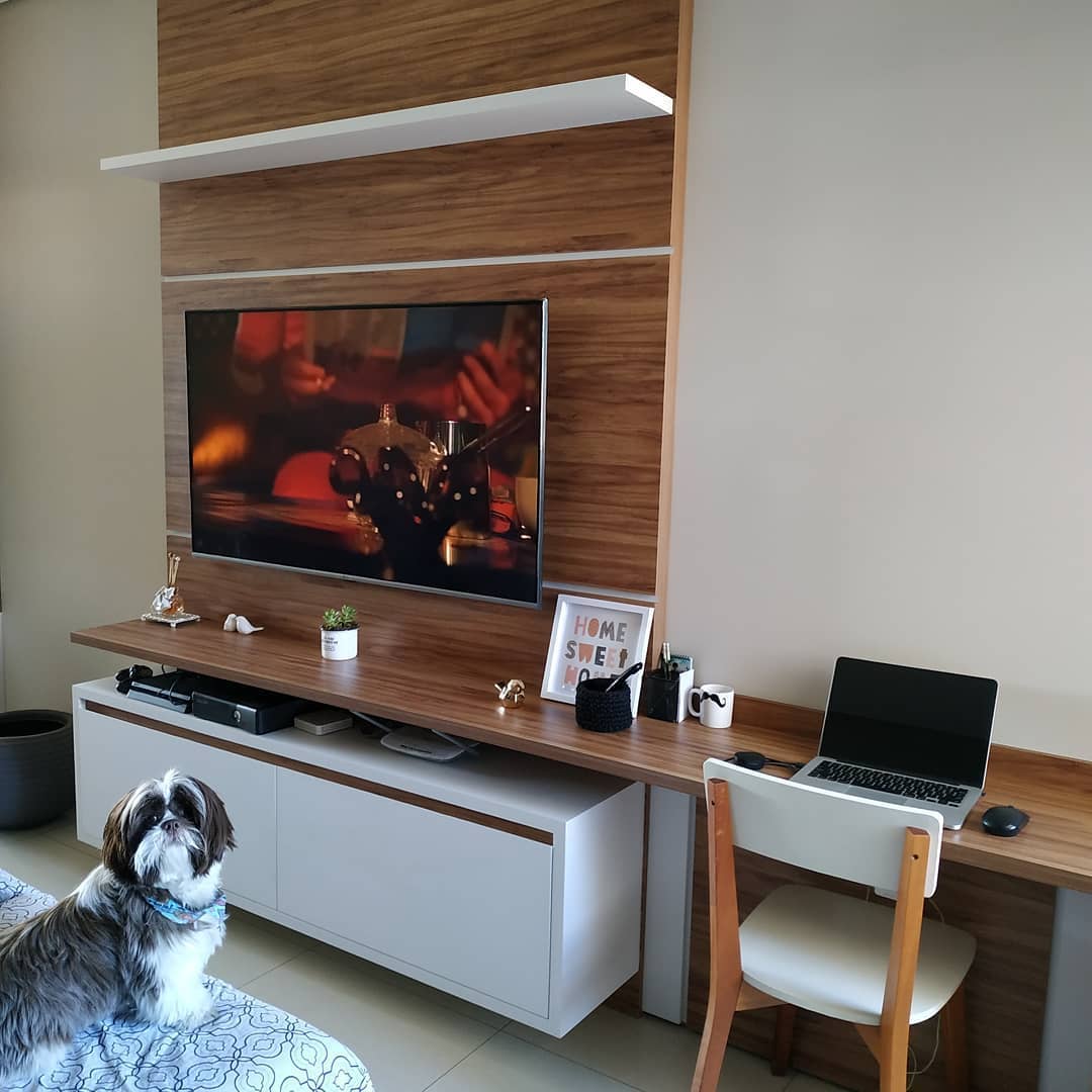 TV na parede: 20 ideias incríveis para sua casa e como colocar