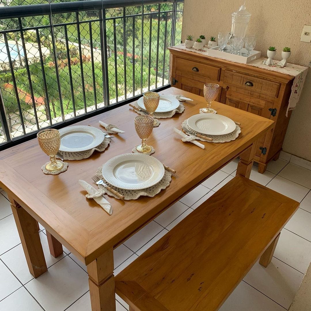 Mesa para sacada: 20 modelos lindos para o seu espaço