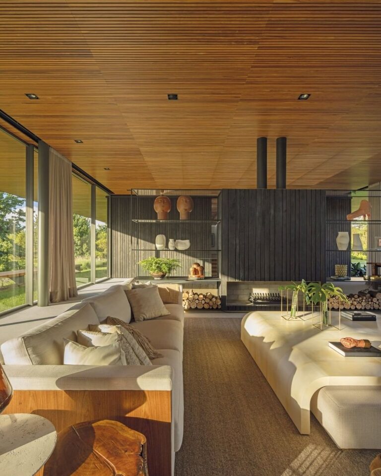 Lambris: o que é e como utilizar a técnica na decoração