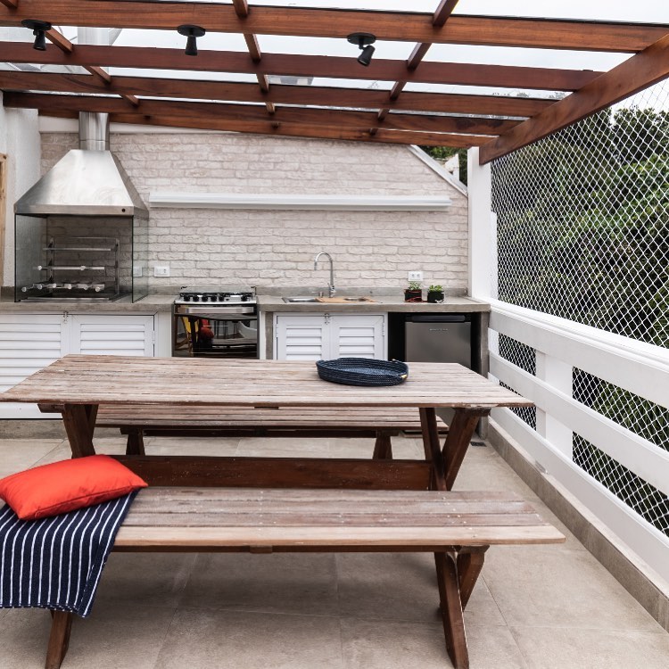 80 mesas para varanda para inspirar a composição desse espaço