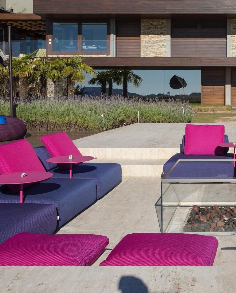 Tons de roxo: saiba como usar a cor na decoração