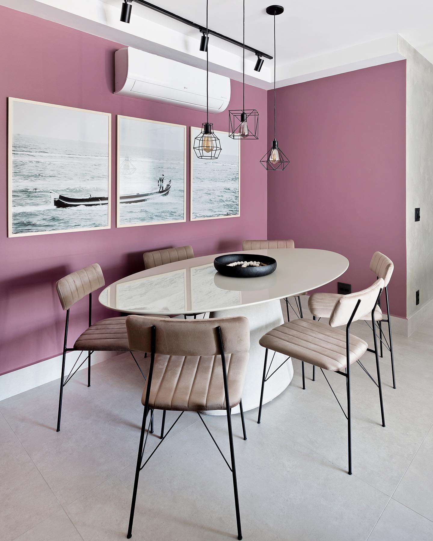 Cores que combinam com rosa: 40 ideias para sua decoração