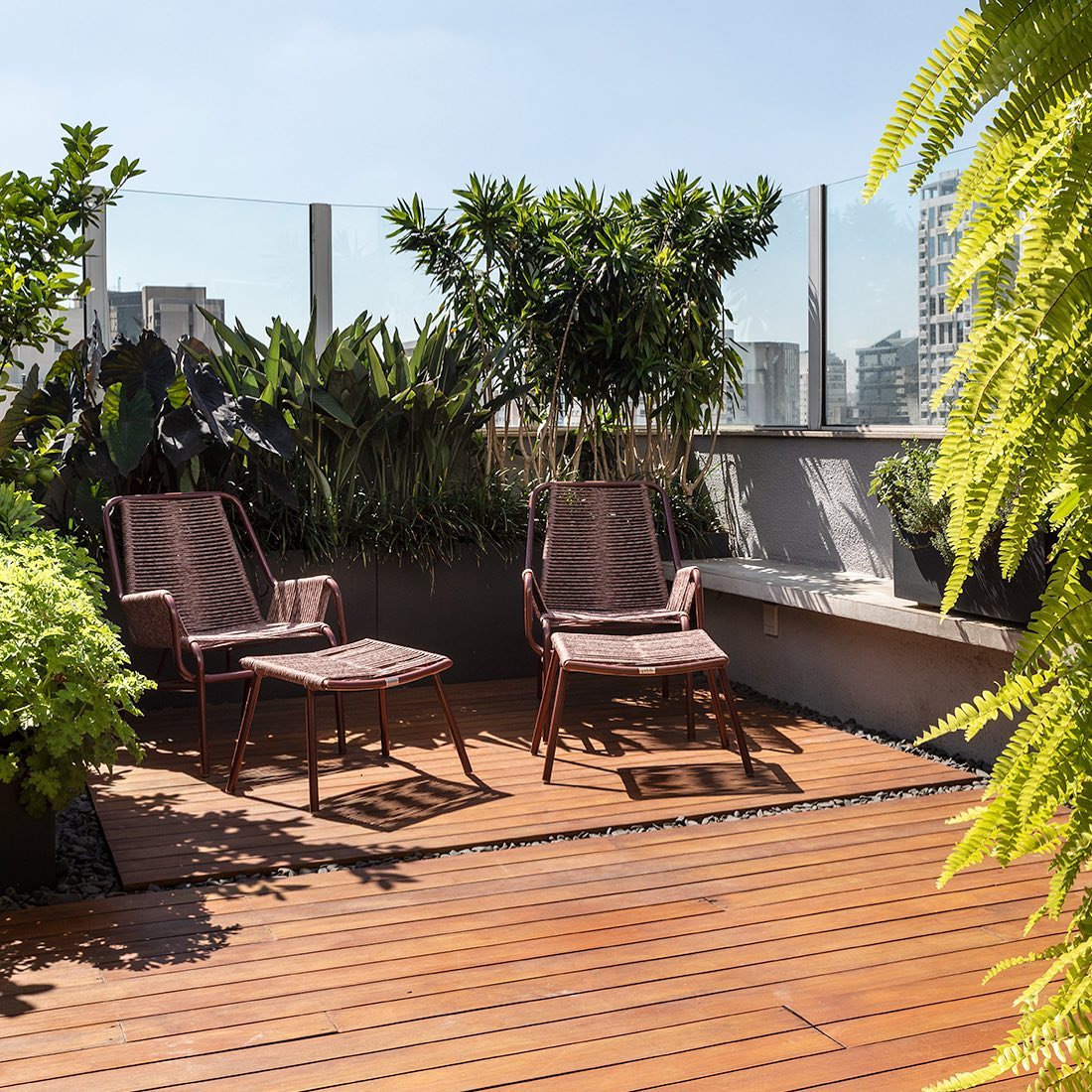 Piso Rústico: 7 tipos de materiais e 30 projetos para te inspirar