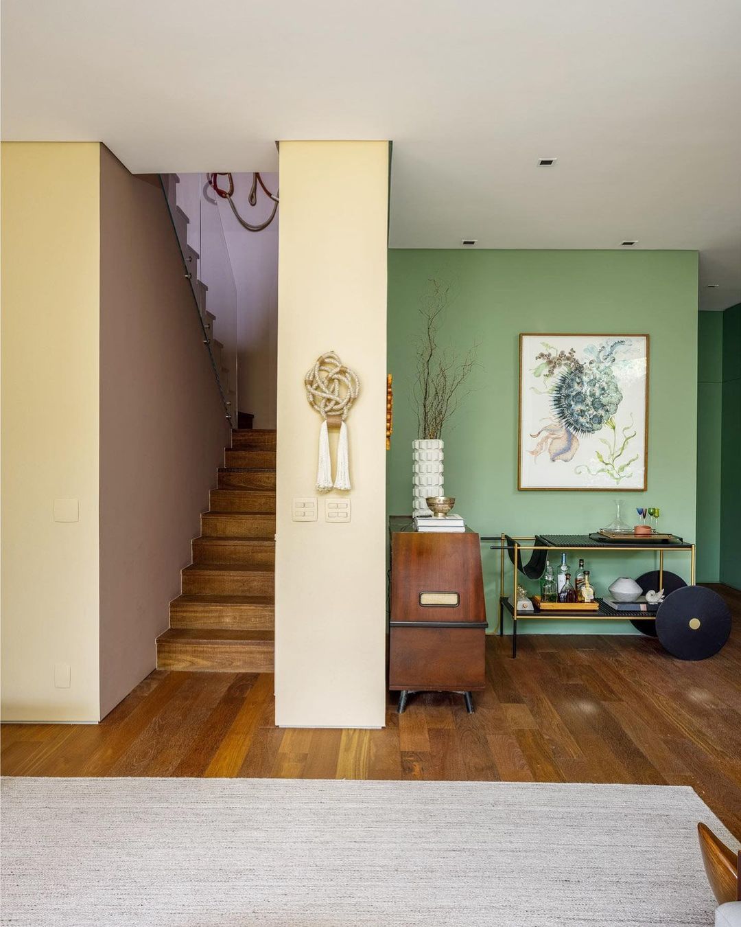 Cores que combinam com verde: opções e fotos de decorações