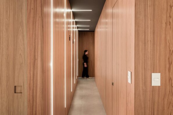 Perfil de LED: o que é, tipos + 25 projetos com iluminação incríveis