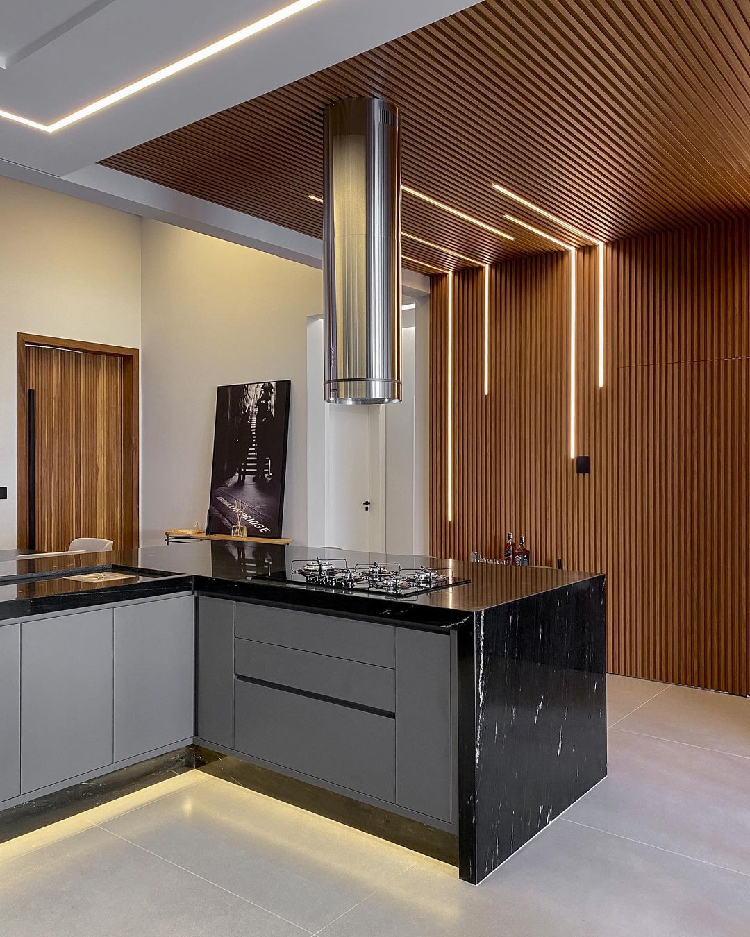 Perfil de LED: o que é, tipos + 25 projetos com iluminação incríveis