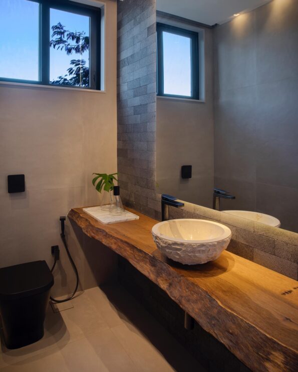 Pia de banheiro: dicas para escolher e projetos