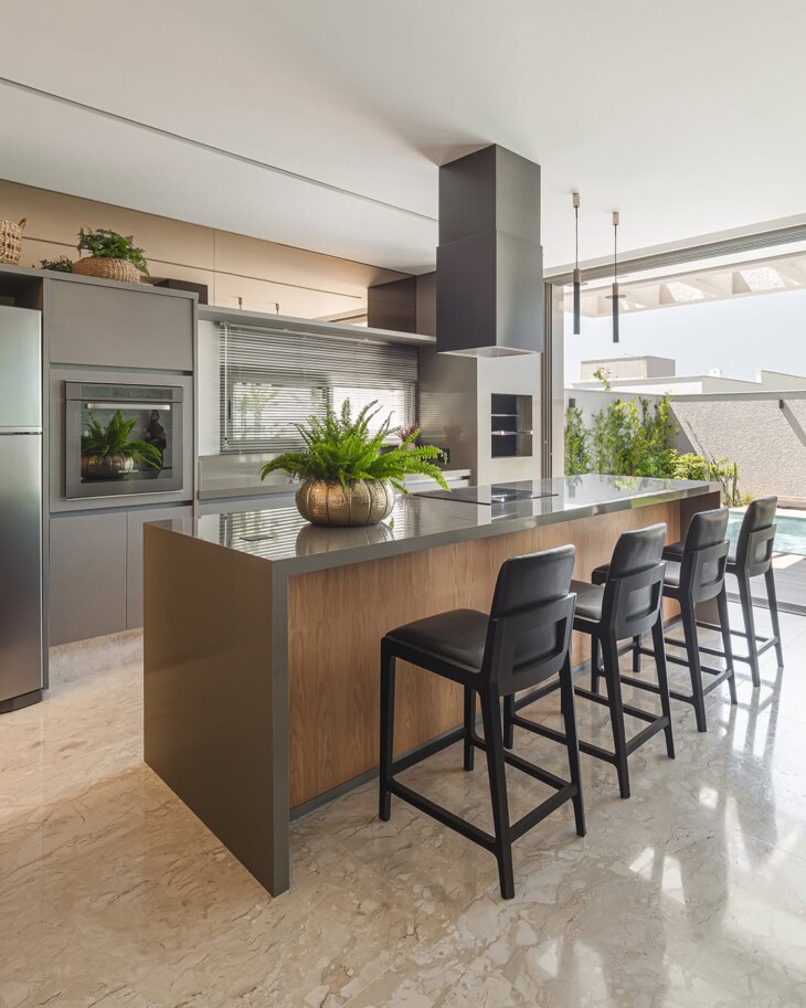 Dicas para montar a melhor área gourmet com churrasqueira